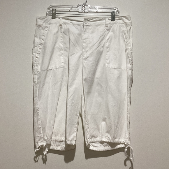 Caribbean Joe | Shorts | Caribbean Joe Woman White Bermuda Shorts ...